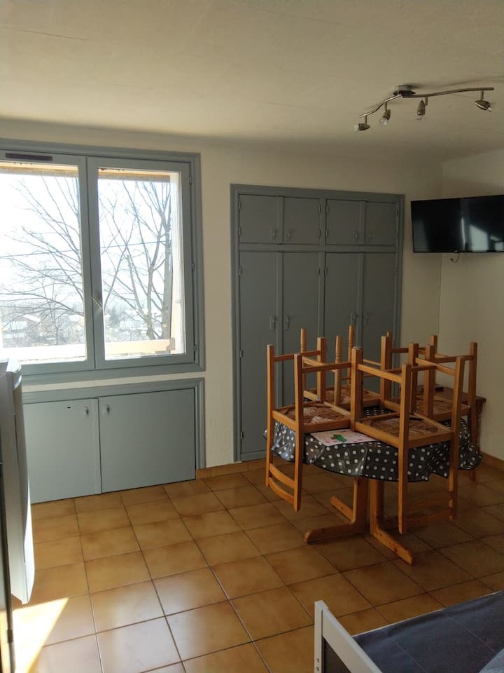 Beau Studio Calme Et Ensoleillé - Font-Romeu-Odeillo-Via