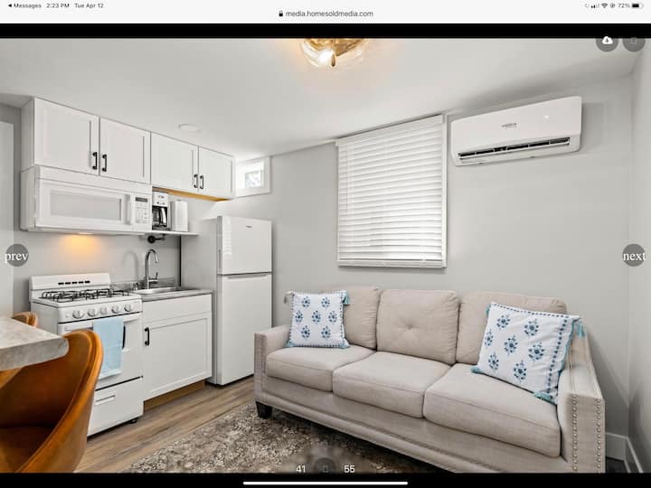 Periwinkle Suite Quaint, Cozy And Comfortable! - Peoria, IL