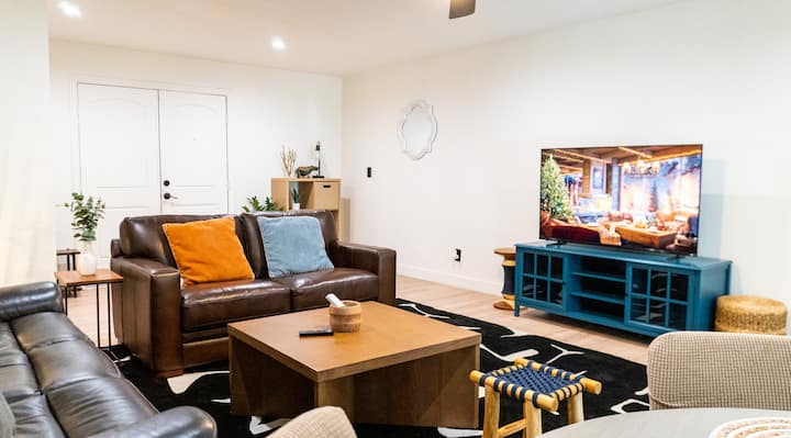 Spacious & Cozy 2br Home In Azusa - Azusa