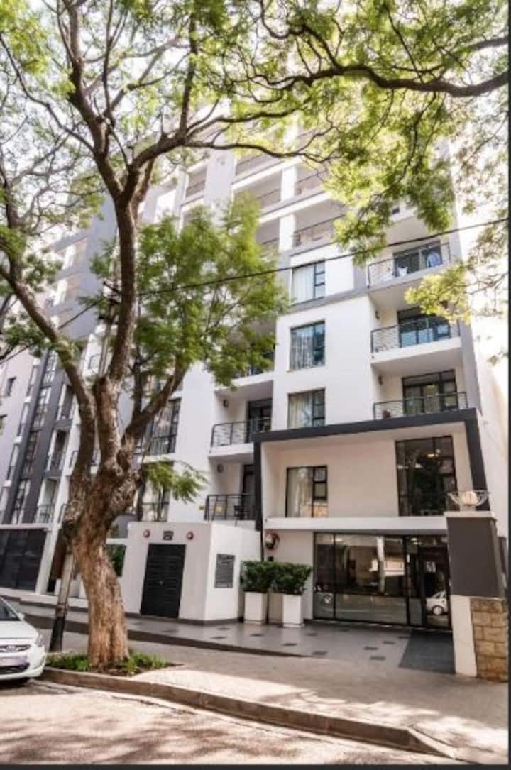 Modern Unit 322. Vantage Rosebank - Johannesburgo