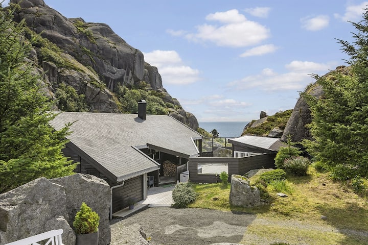 Great Cabin With Sea View - Norway