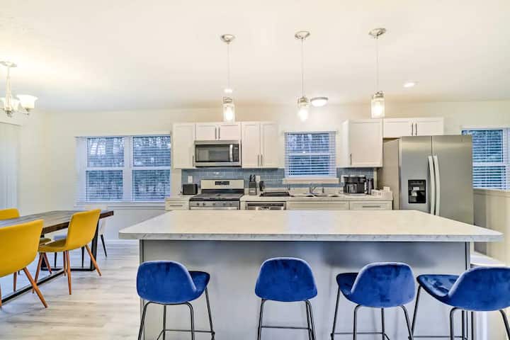 New! Welcome To Family Friendly Home Pocono Summit - Mount Pocono, PA