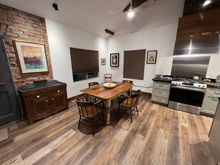 Studio In Historic Garfield Neighborhood - Phoenix, AZ