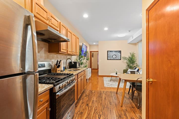 2br Gem Minutes From Downtown! - Philadelphia