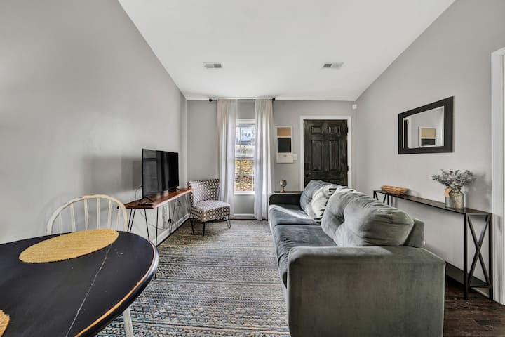 A Modern Farmhouse Filled Home - Roanoke