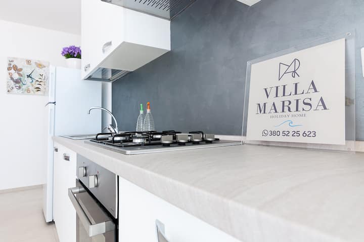 Villa Marisa Holiday Home, Scirocco Apartment - Torre Lapillo