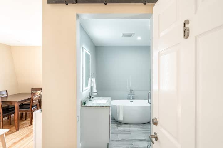 Riverside Inn - Unit 6 - New Glasgow