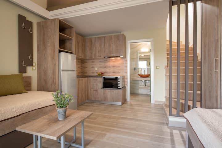 Junior Maisonette, Aelia Suites - Sarti