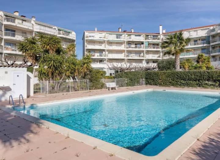 Studio Lumineux, Terrasse, Piscine Proche Plages - Fréjus