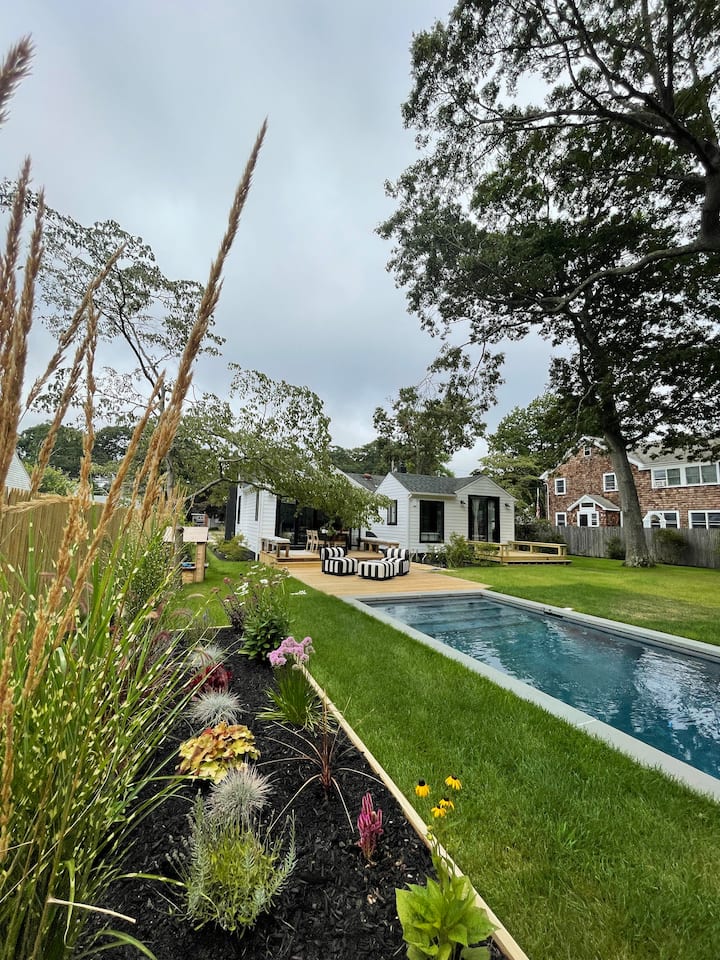 Trendy Ranch In Bellport Village - Fire Island, NY