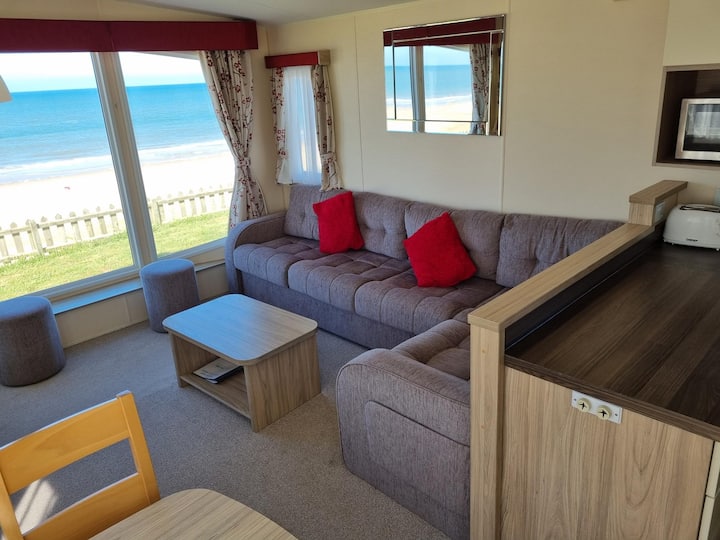 A Superb 3 Bedroom Caravan - Sea Palling