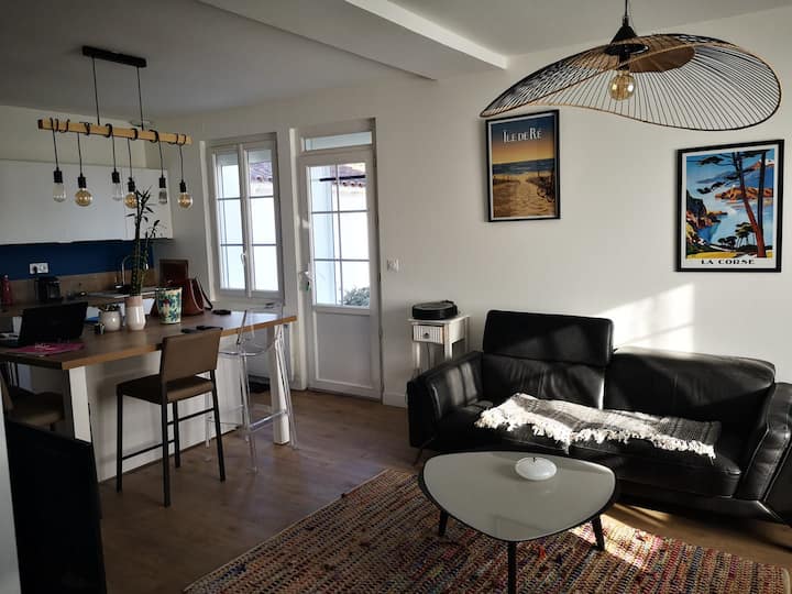 Jolie Chambre Meublée - La Rochelle