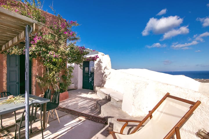 The Red Winehouse/ Santorini, Greece, Close To Oia - Santorini