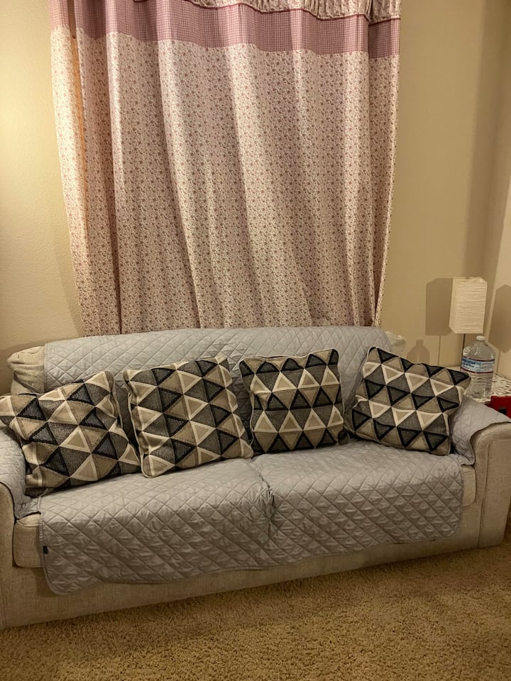 Spacious Private Bedroom With Full Bathroom - Pleasanton, CA
