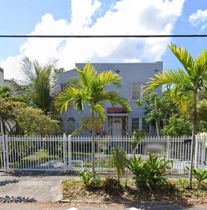 Apartamento En La Pequeña Habana - Miami