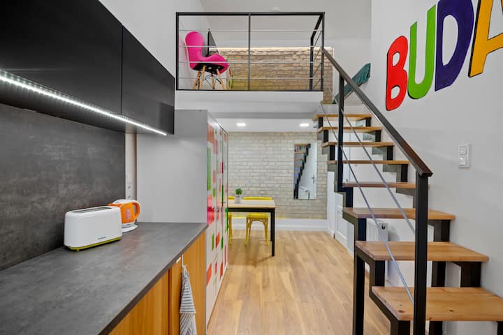 Colourful Studio In The City - Budapeszt