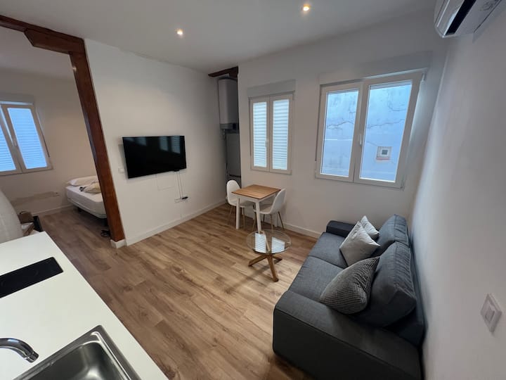 1bd Apartment In Chueca Metro - Madrid