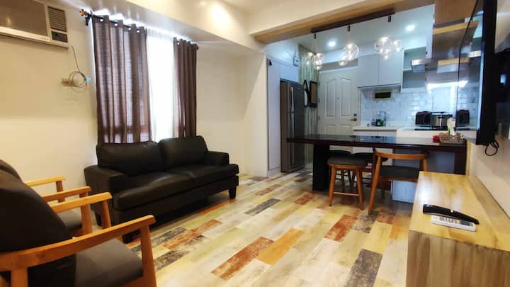 Modern 2br Condo In It Park With Fiber Internet. - フィリピン セブ