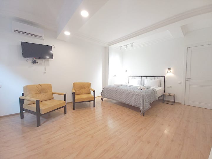 Apartment In Center Of Tbilisi - ジョージア
