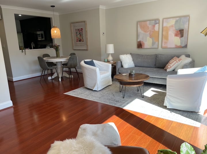 Entire 3 Bedroomtownhouse, 5 Mins To Downtown - Charlottesville, VA