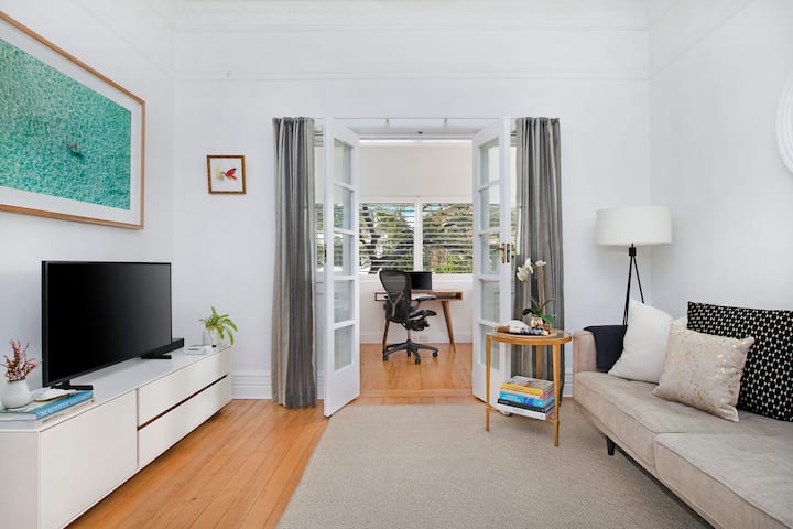 Stylish Coogee Apartment - Randwick