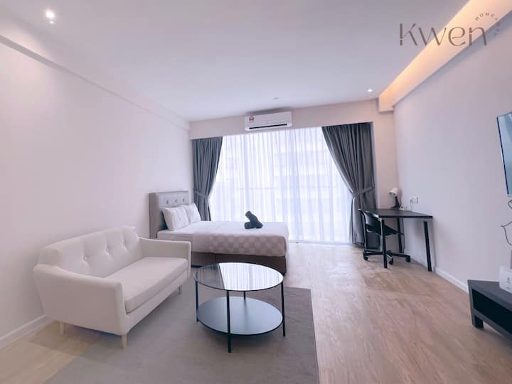 Kwen Suites-tg Aru Infinity Pool City View Studio - Sabah