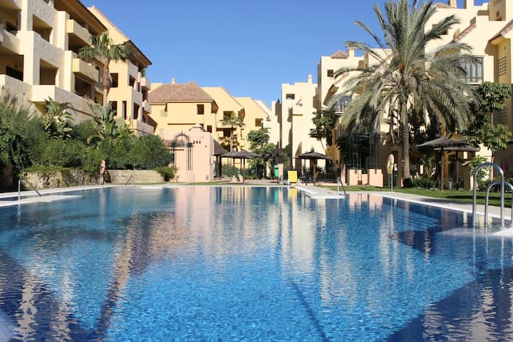 Lovely View Apartment In Duquesa Village - Manilva