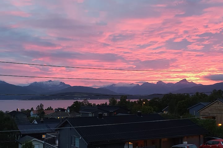 New Appartment, Mountain View  And Free Parking! - Tromsø