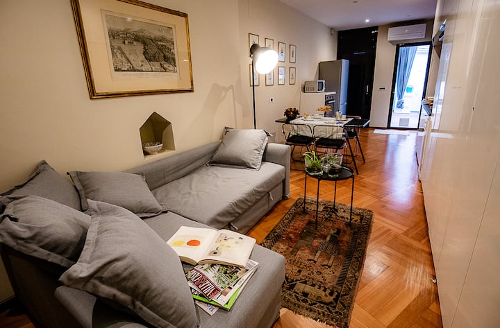 Cozy Apartment In San Frediano - Florence