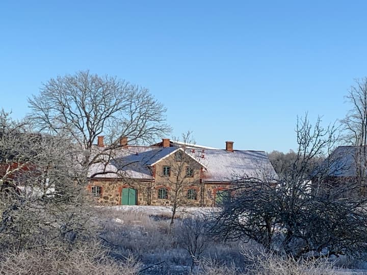 Charmigt O Fint Smedjan, Biby Gård (6 Dubbelrum) - Eskilstuna