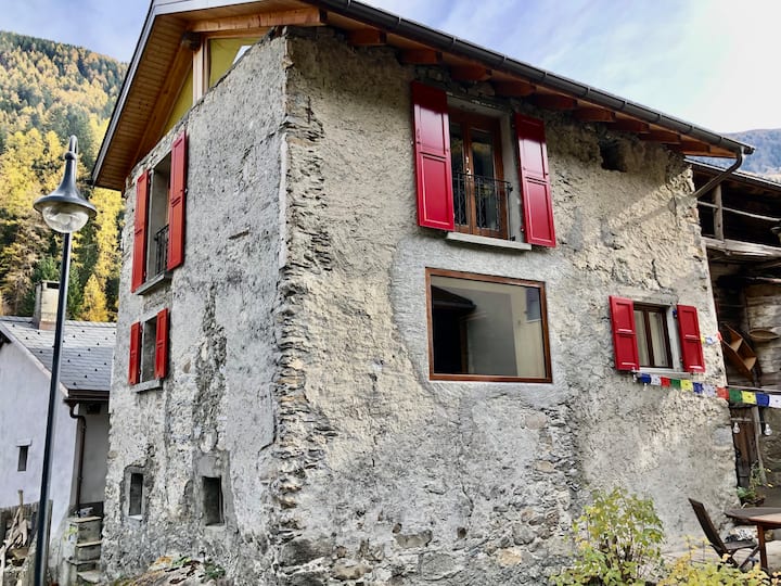 Maison Historique En Pierre - Champex-Lac