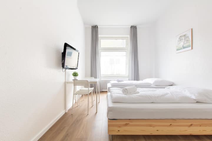 Raj Living - Monteur Apartment  - 25 Min Messe Dus - Duisbourg