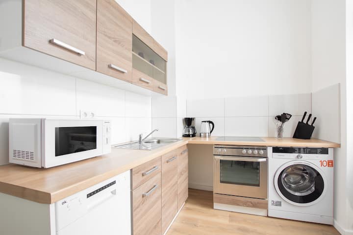 Raj Living - Monteur Apartment  - 25 Min Messe Dus - Duisburg