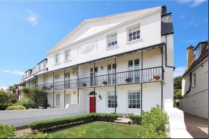 Stunning Edwardian Home Sea View - Steyning