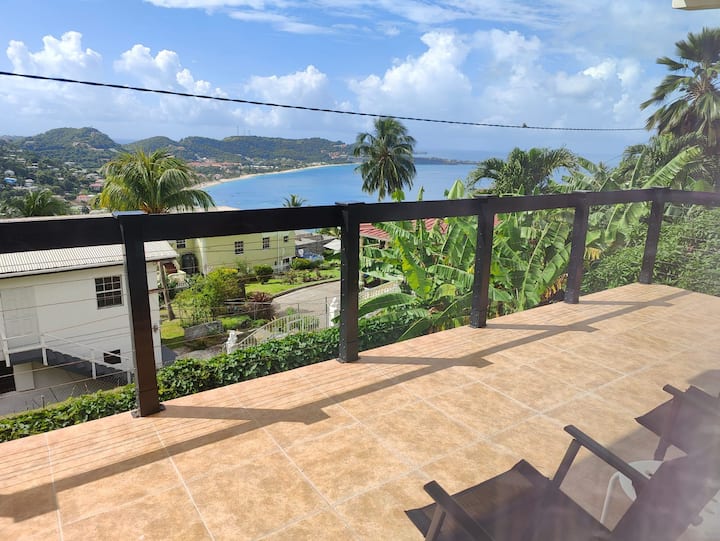 Luxurious And Spacious Junior 2 Bedroom Ocean View - Grenade