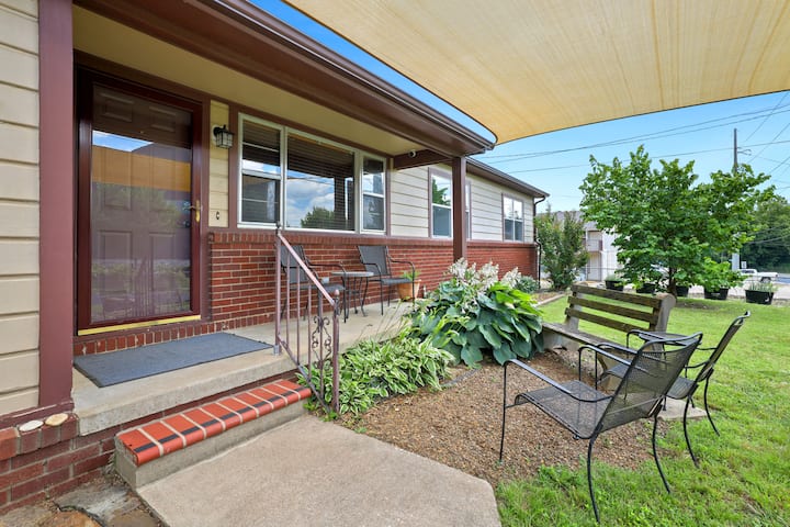 Mom's Place - Uofa-bud Walton Close By - Fayetteville, AR