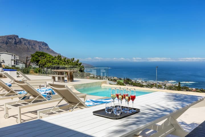 Two Views - 8 Bedroom Villa In Camps Bay & Hot Tub - Cape Town