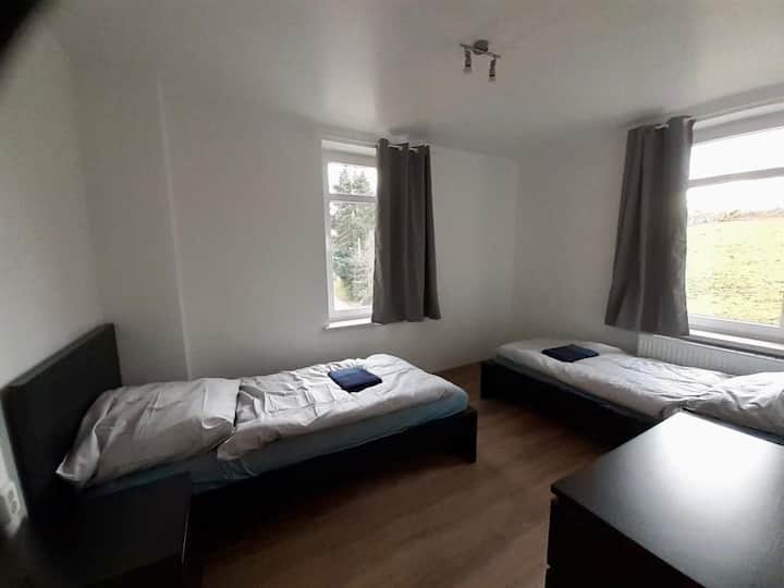 4 Betten Wohnung In Gera - Gera