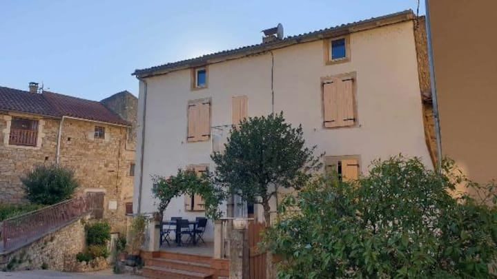 Maison Dans Village De Charme, Proche Rivière - Aveyron