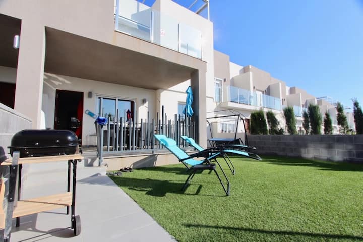 Modern & Stylish Ground Floor Bungalow - Torrevieja