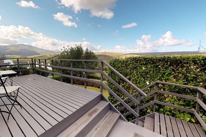 Rustic Cottage In The Hemel-en-aarde Valley - Sandbaai