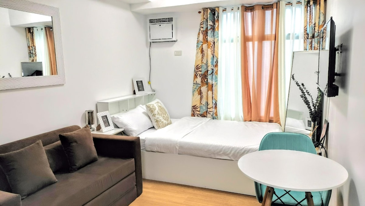 RoAri Portovita Tower Cozy Studio unit - Apartments for Rent in Quezon ...
