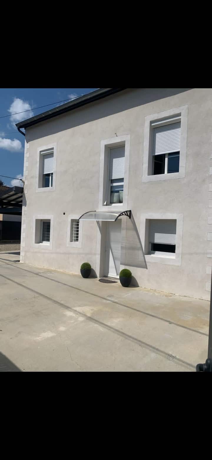 Grand Appartement éQuipé - Chalon-sur-Saône