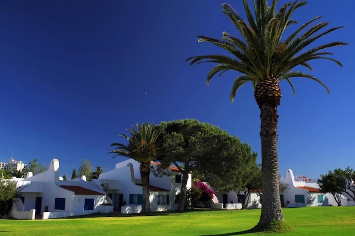Two Bedroom Villa In Alvor - Portimão