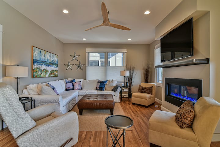 Cozy Home In Quiet Village Community - Weaverville, NC