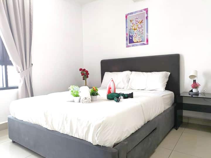 New Moon Suite~solstice|wi-fi|netflix|free Parking - Cyberjaya