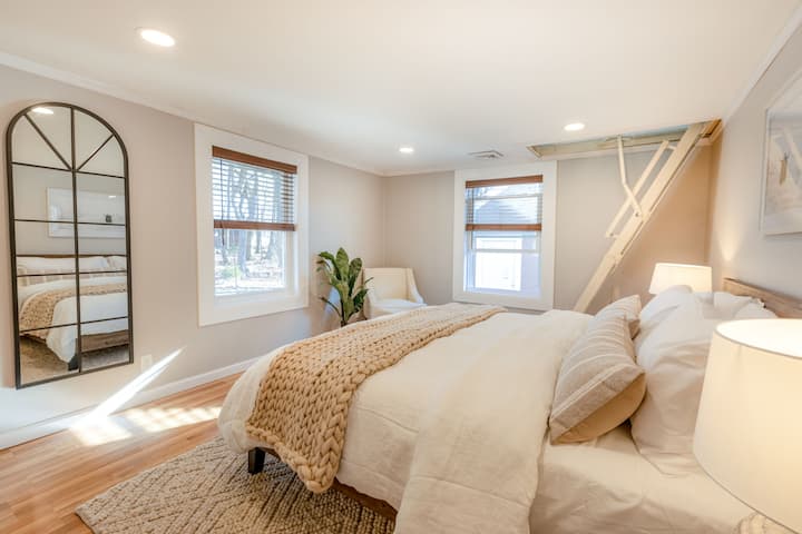 Harvest Hideaway | Fire Pit | Central Location - Mount Pocono, PA