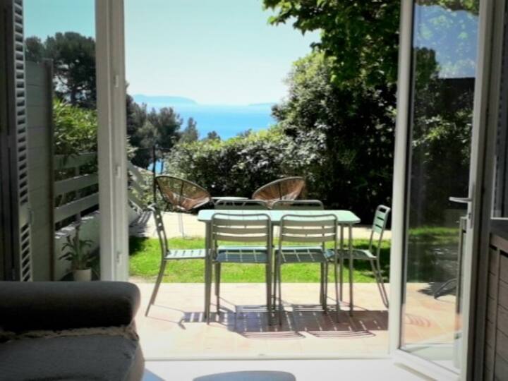 Rez-de-jardin Vue Mer Lavandou - La Favière