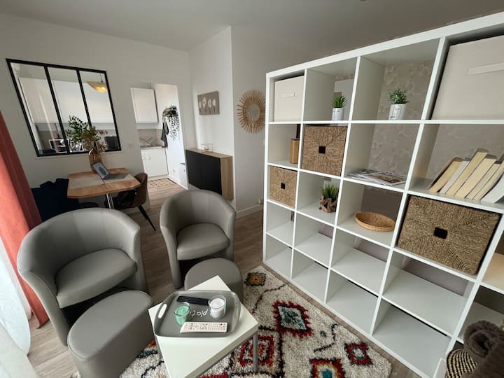Le Studio ÉLégance - Studio Avec Parking Privé - Vannes