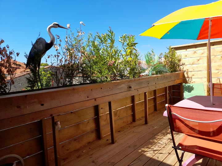Beau T2 Avec Balcon, Calme, Lumineux, 200m Thermes - Saujon